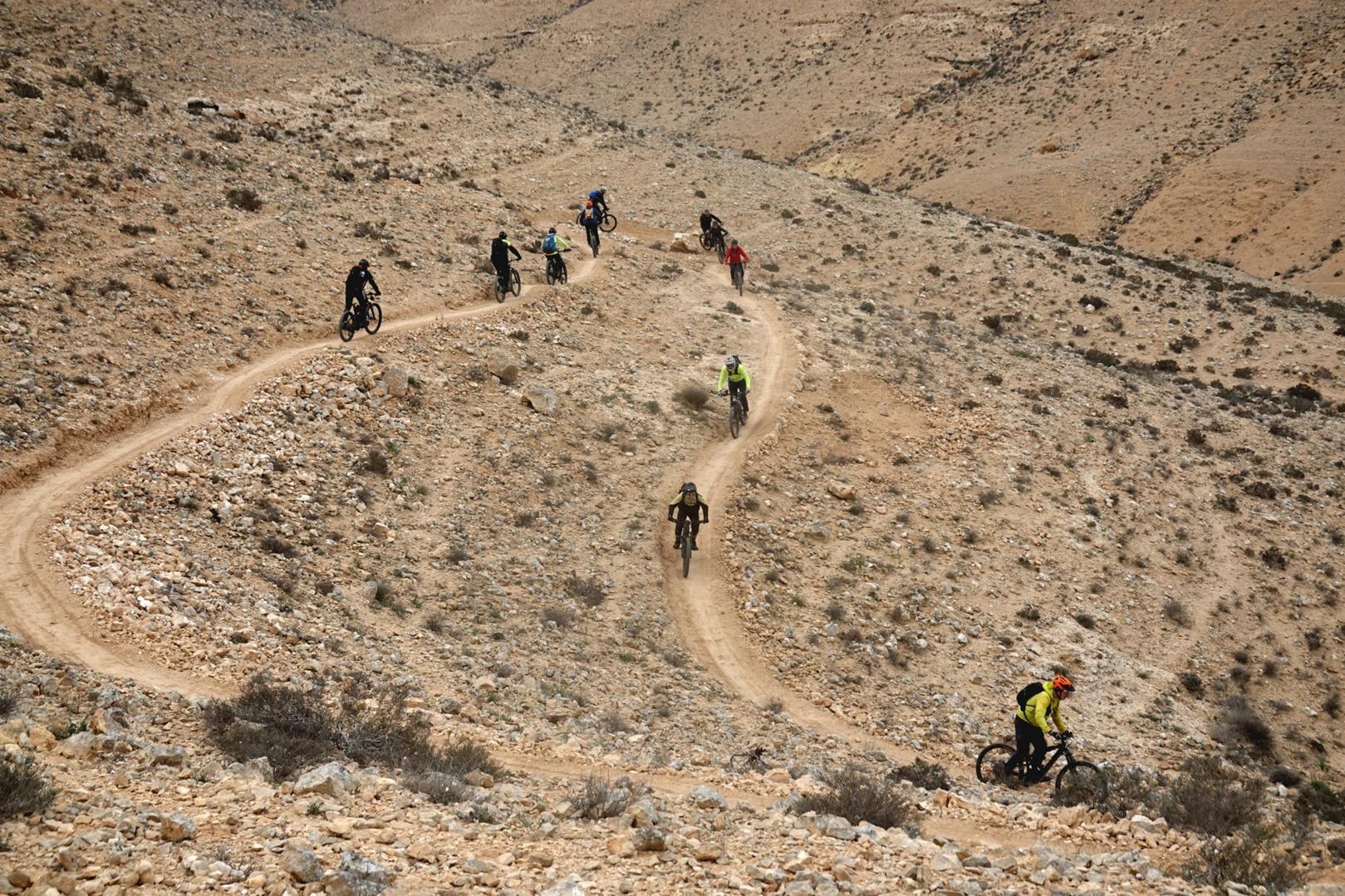 מסלול טיול: רכיבת בכורה סביב סינגל סובב דימונה החדש ההולך ונבנה - bike.co.il